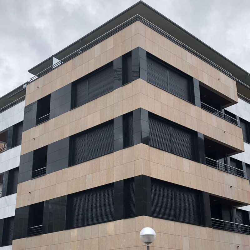 Marble Cenia Ulldecona with thin veins. Quarry Prices. Several sizes